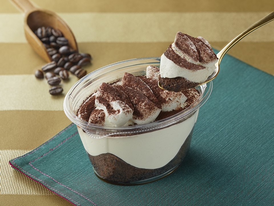 クリーミーDolce・くちどけティラミス | 株式会社モンテール